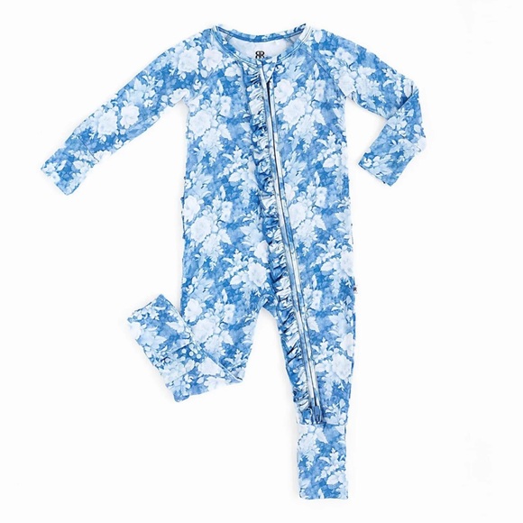 Pajamas | Nwt Bums Roses Southern Rose Blue And White Convertible ...